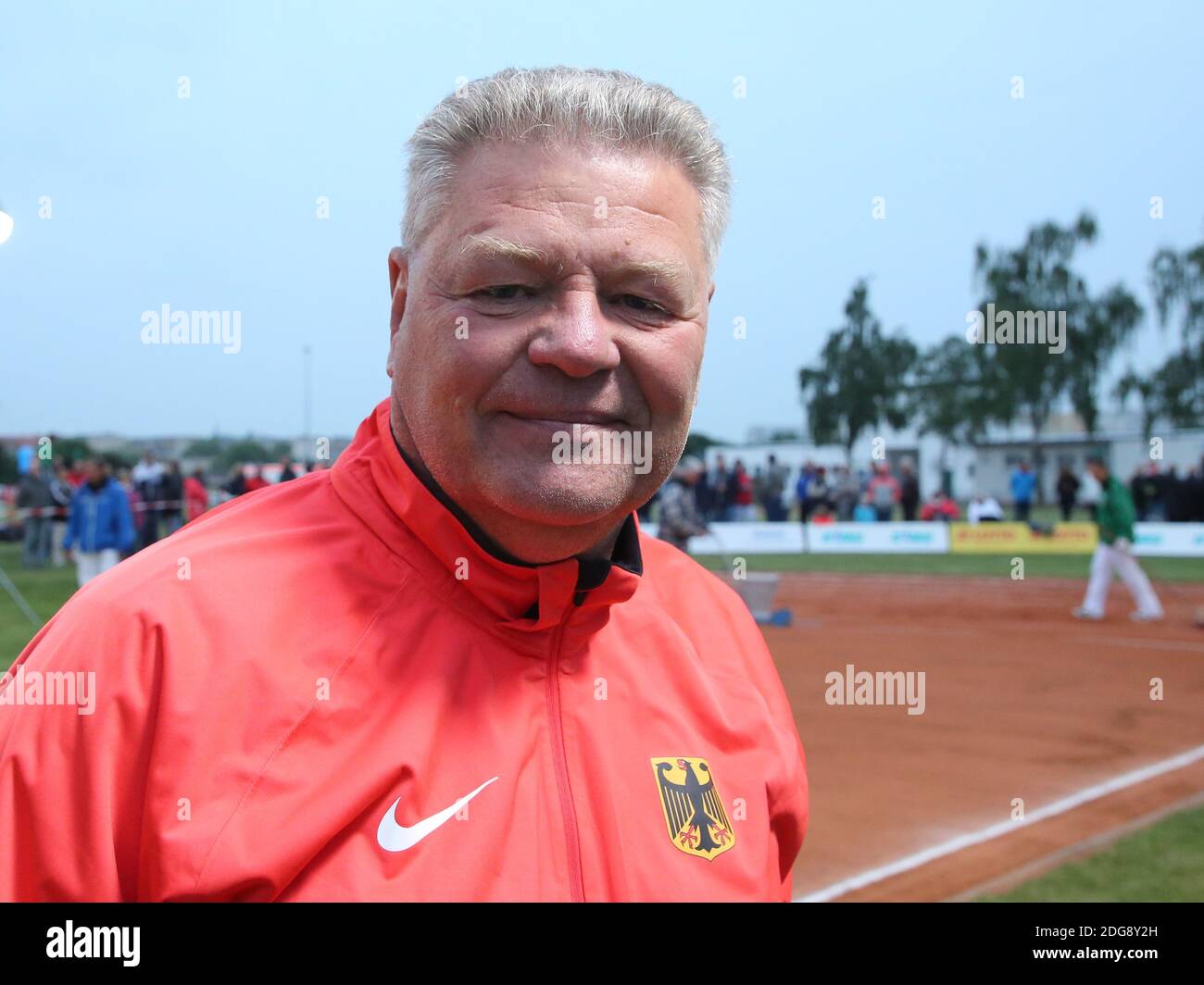 Frauen und ma hi-res stock photography and images - Alamy