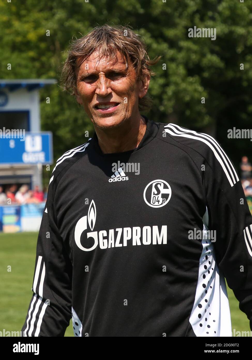 Traditionsmannschaft fc schalke 04 hi-res stock photography and images ...