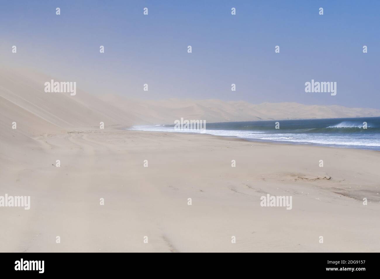 Sandstorm on the Skeleton Coast, dunes to the Atlantic Ocean, Namib ...