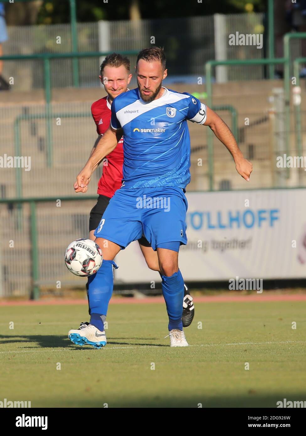 Footballer Christopher Handke (1.FC Magdeburg Stock Photo - Alamy