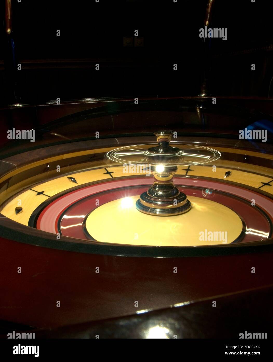 Roulette wheel las vegas nevada hi-res stock photography and images - Alamy