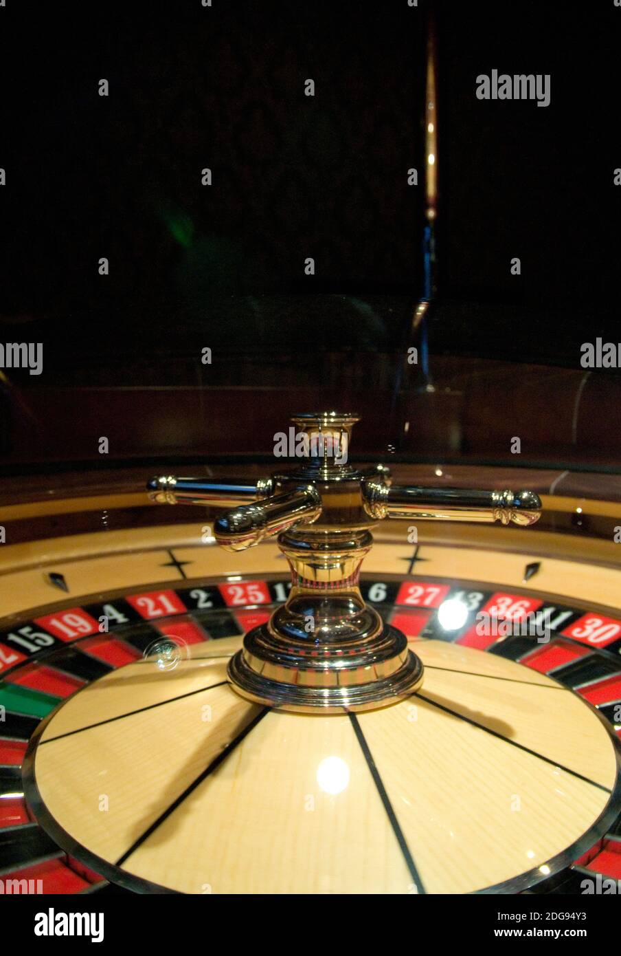 Roulette table slots hi-res stock photography and images - Alamy