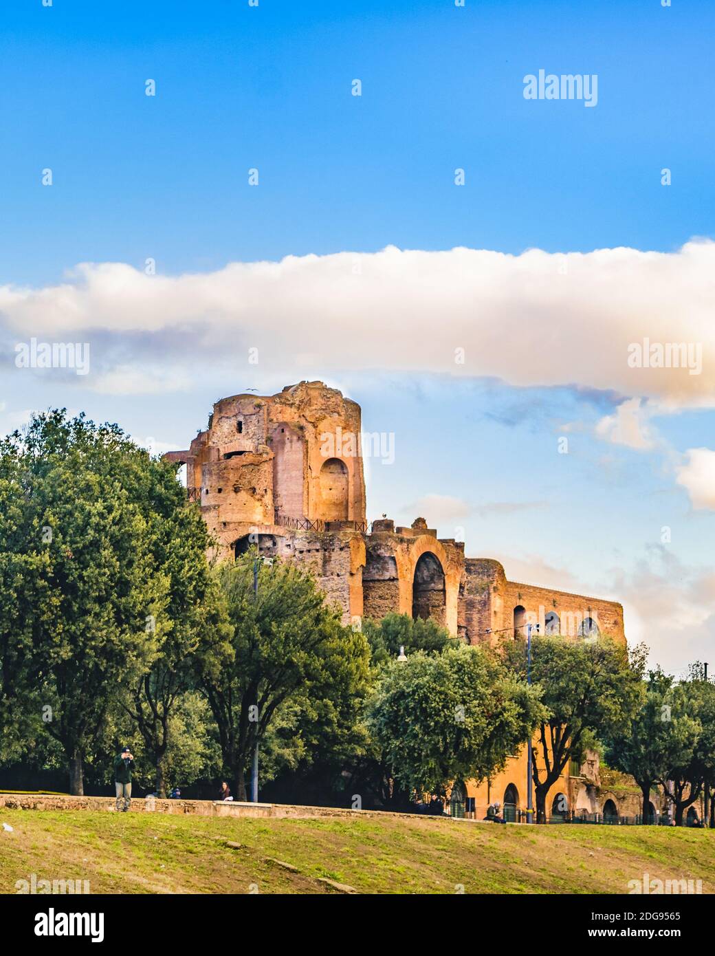 Rome circus maximus view hi-res stock photography and images - Alamy
