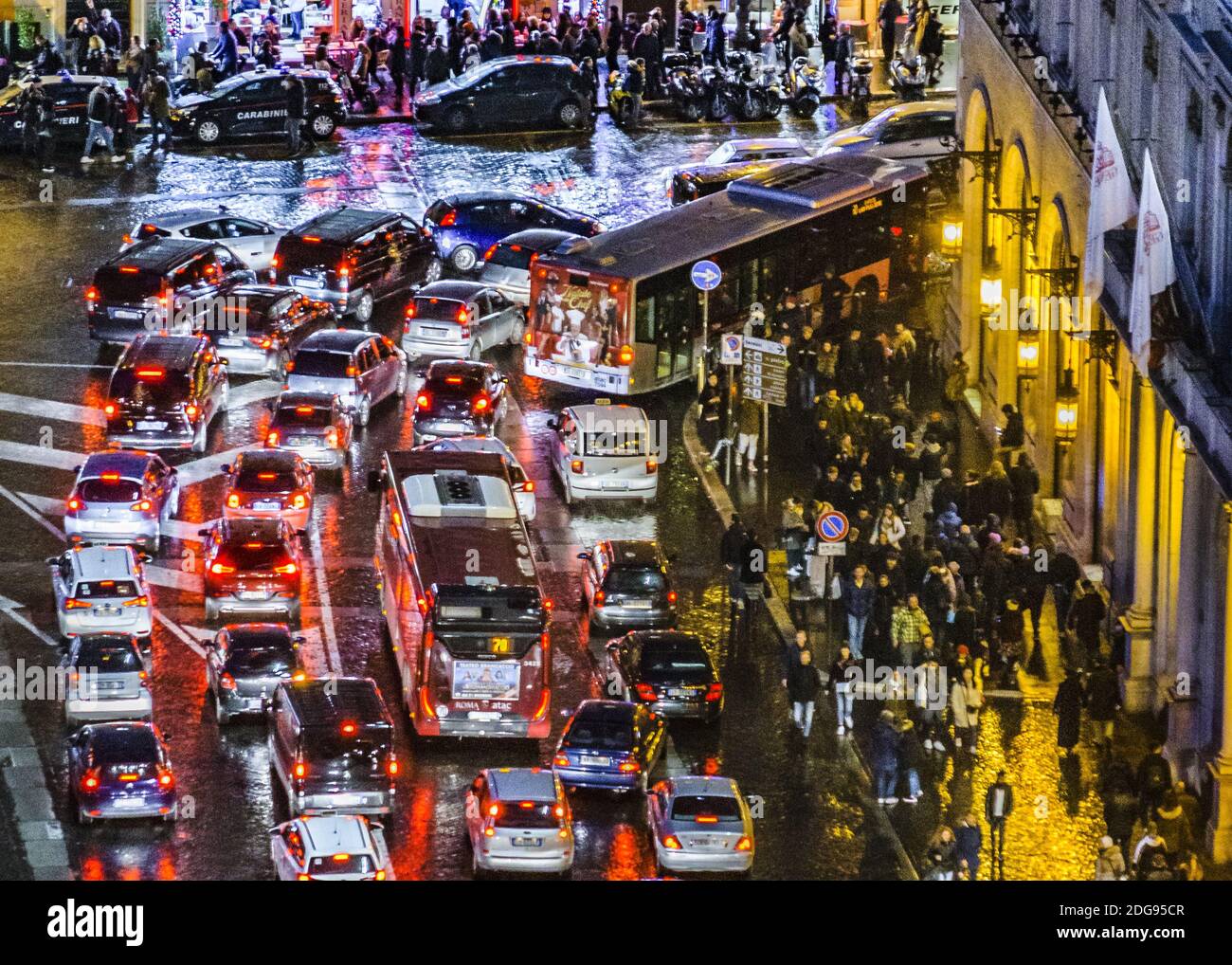Rome piazza venezia hi-res stock photography and images - Alamy