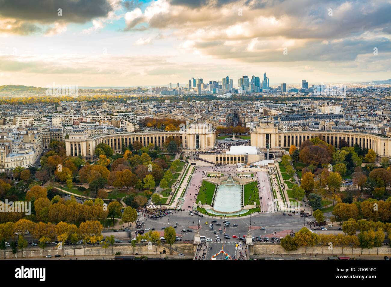 Aerial view yellow cars hi-res stock photography and images - Alamy