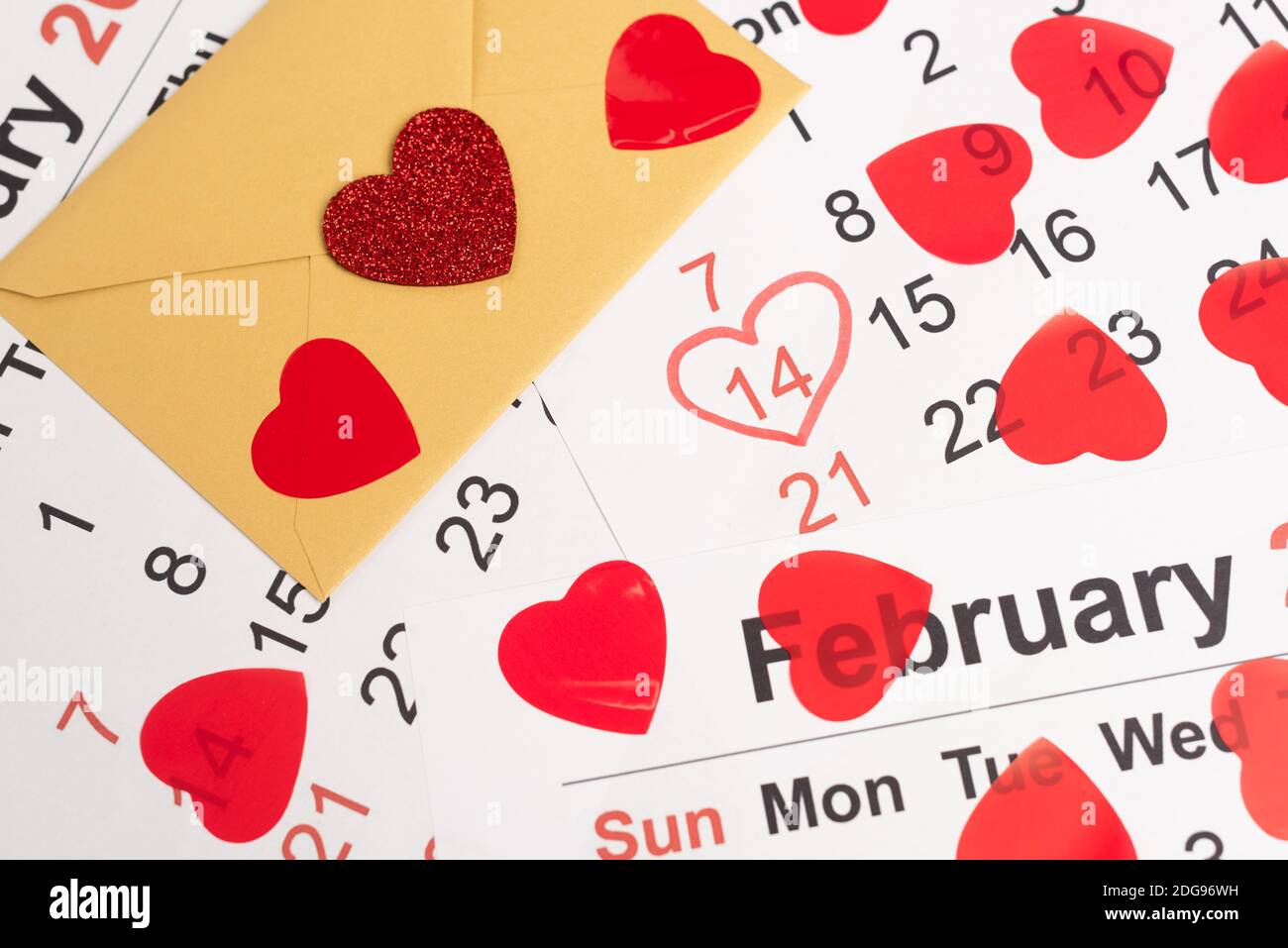 Envelope calendar design message hi-res stock photography and images ...