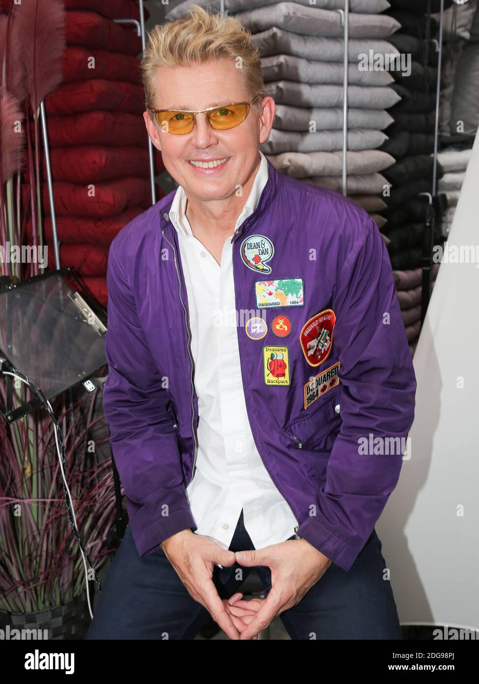 Kleine taschenlampe brenn hi-res stock photography and images - Alamy