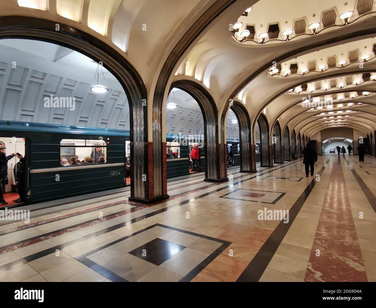 Moscow subway tunnel hi-res stock photography and images - Alamy