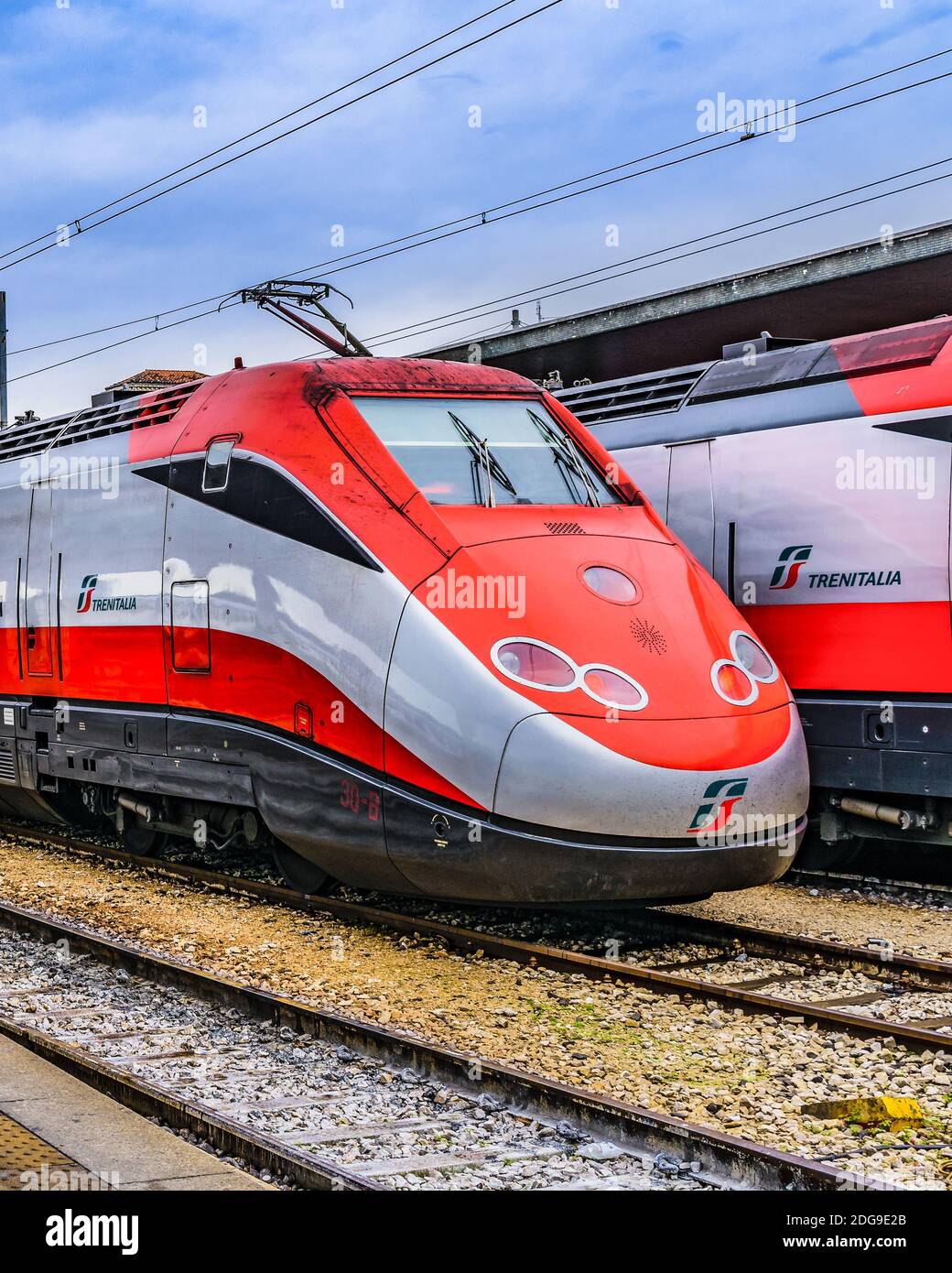 Trains parked high speed hi-res stock photography and images - Alamy