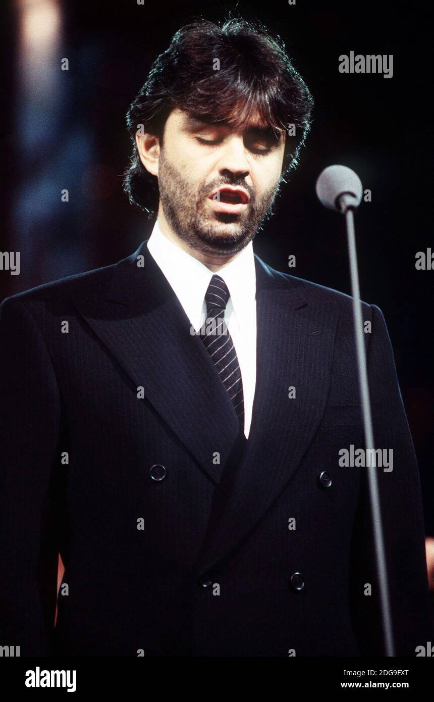 Andrea bocelli hi-res stock photography and images - Alamy
