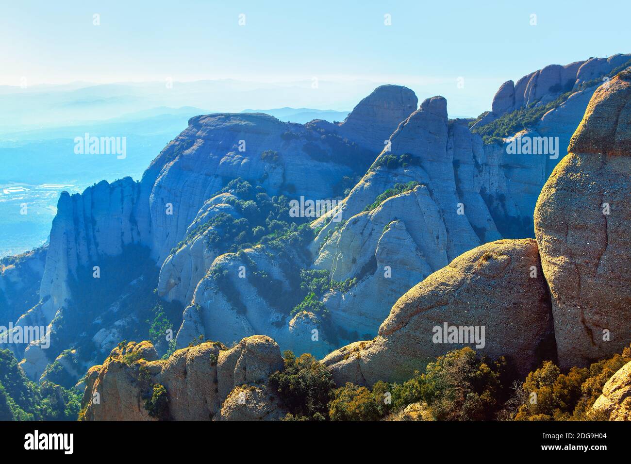 Cliff landforms scenery . Nature of rocky mountains Stock Photo - Alamy