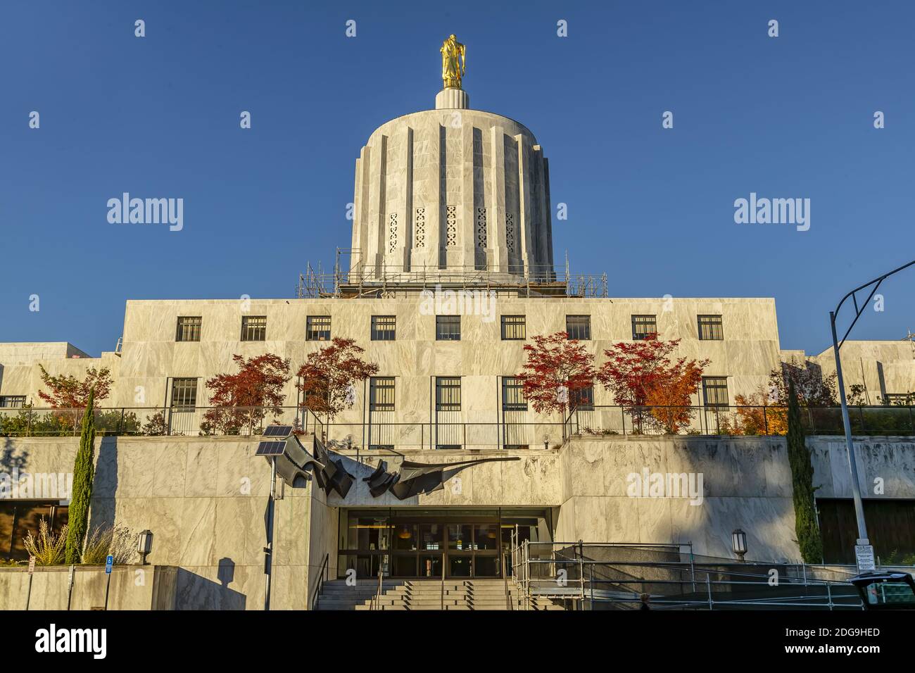 Oregon house of representatives hi-res stock photography and images - Alamy