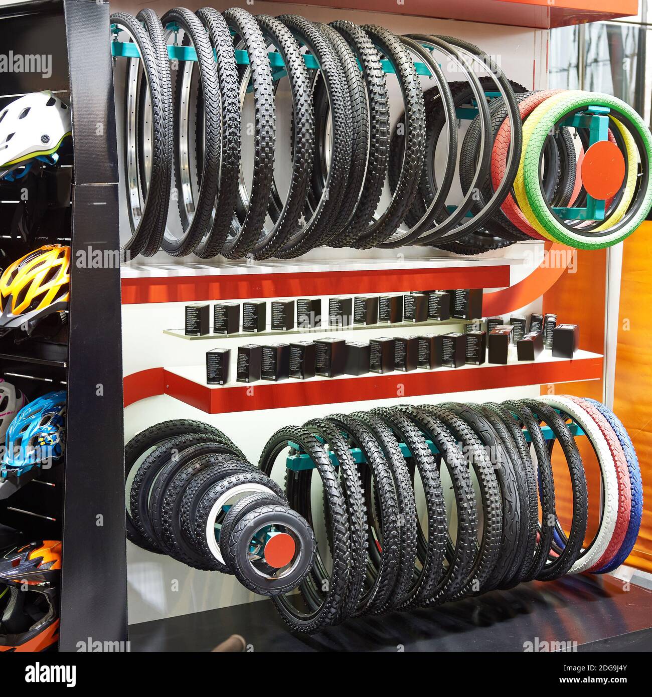 Bicycle tires an assortment of the store Stock Photo - Alamy
