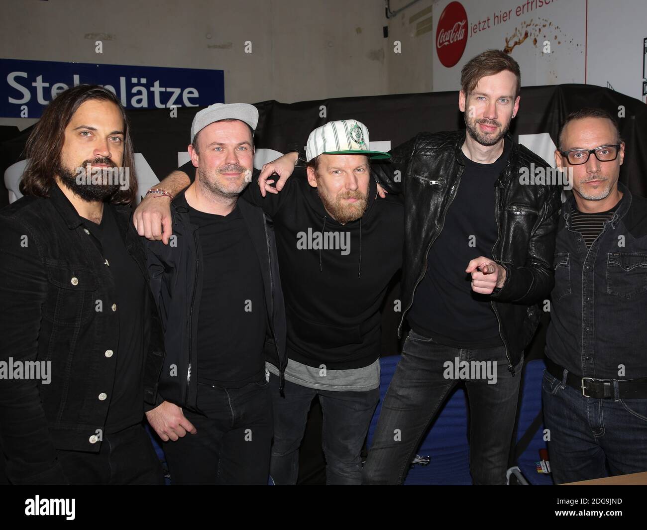 Band road hi-res stock photography and images - Alamy