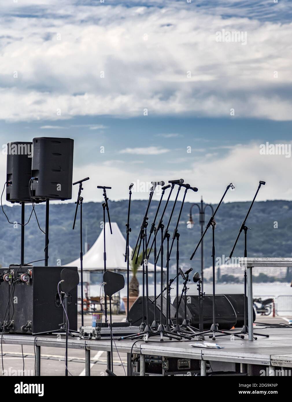 Stage equipment hi-res stock photography and images - Alamy