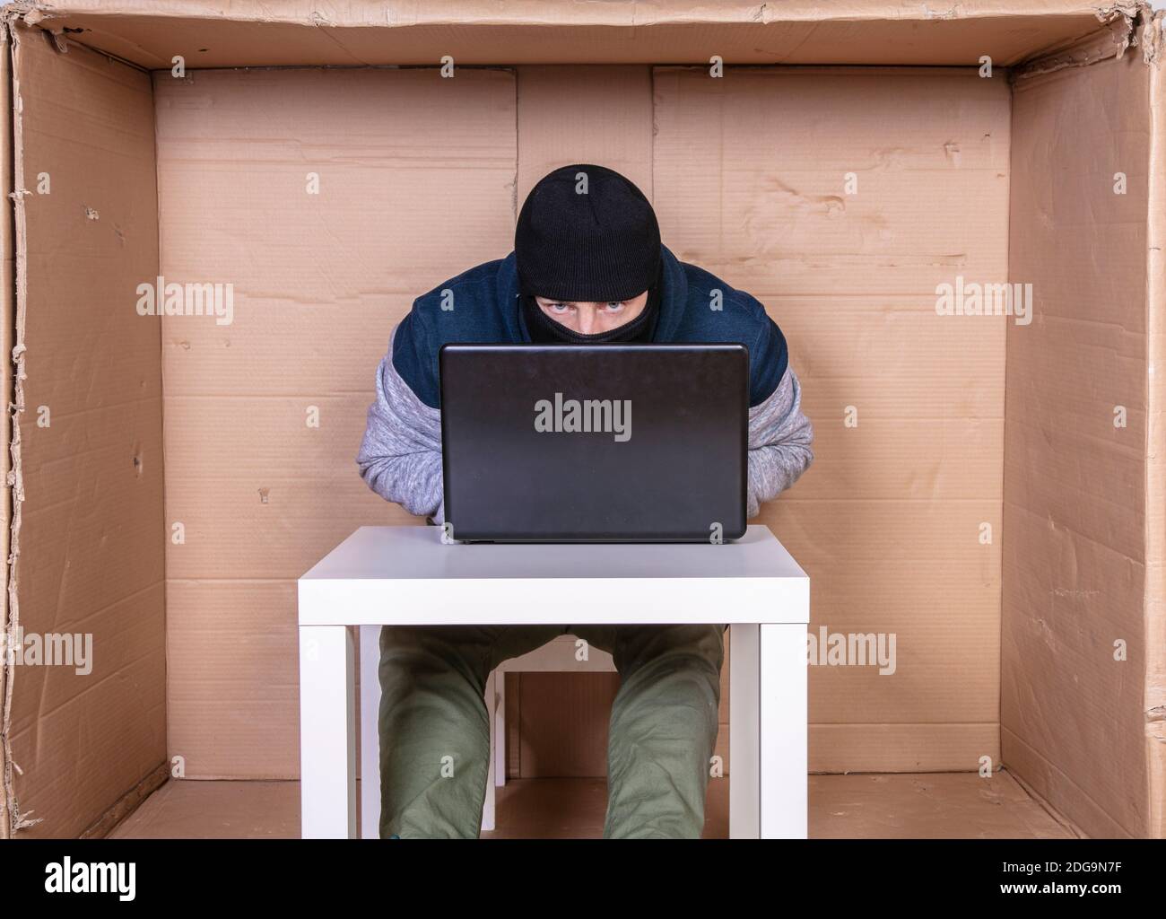 Laptop computer hacker point hi-res stock photography and images - Alamy