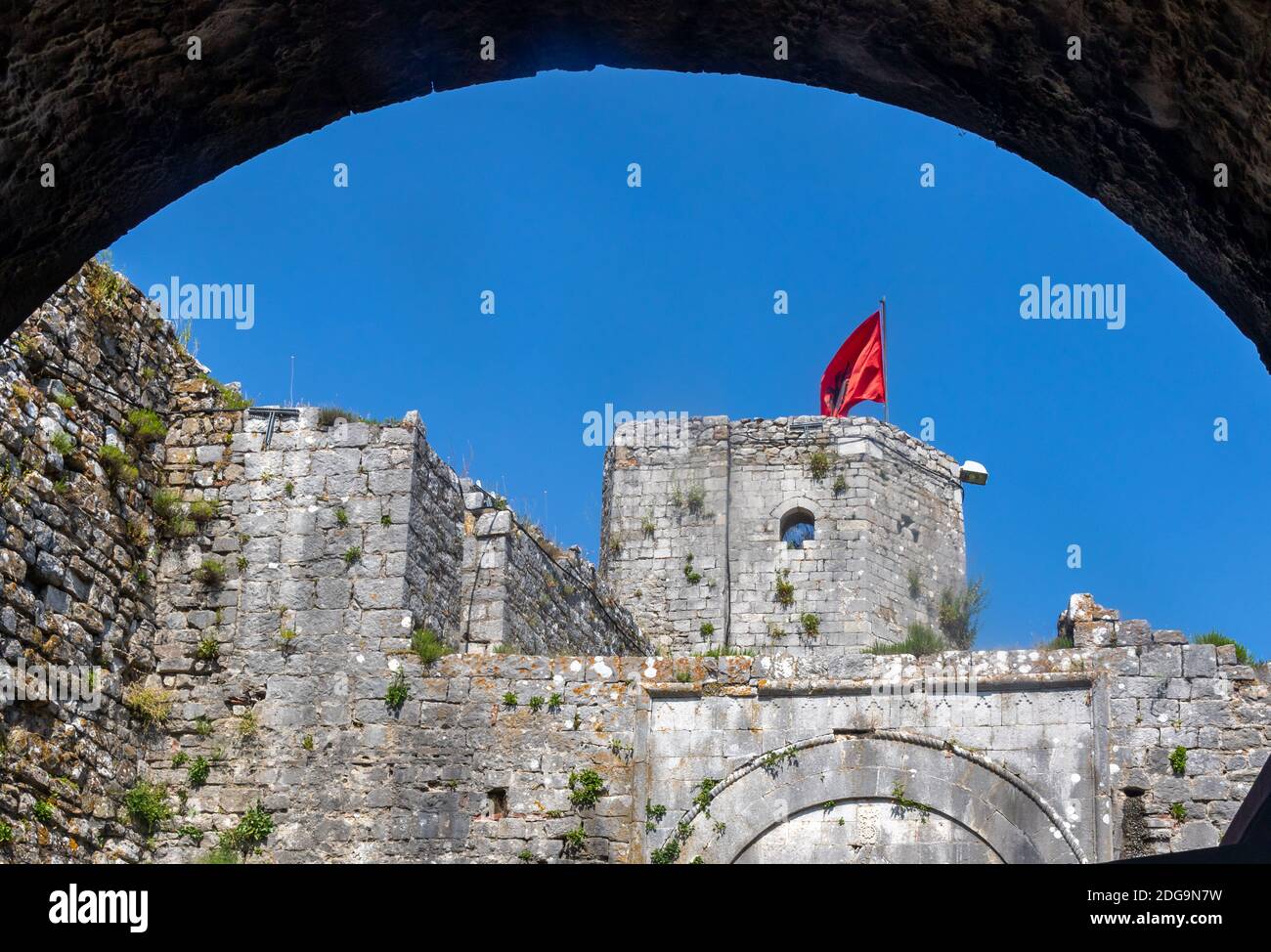 Rozafa castle turret through archway Stock Photo - Alamy