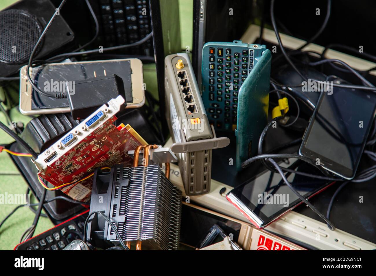 Pile of assorted electronic products e-waste Stock Photo - Alamy