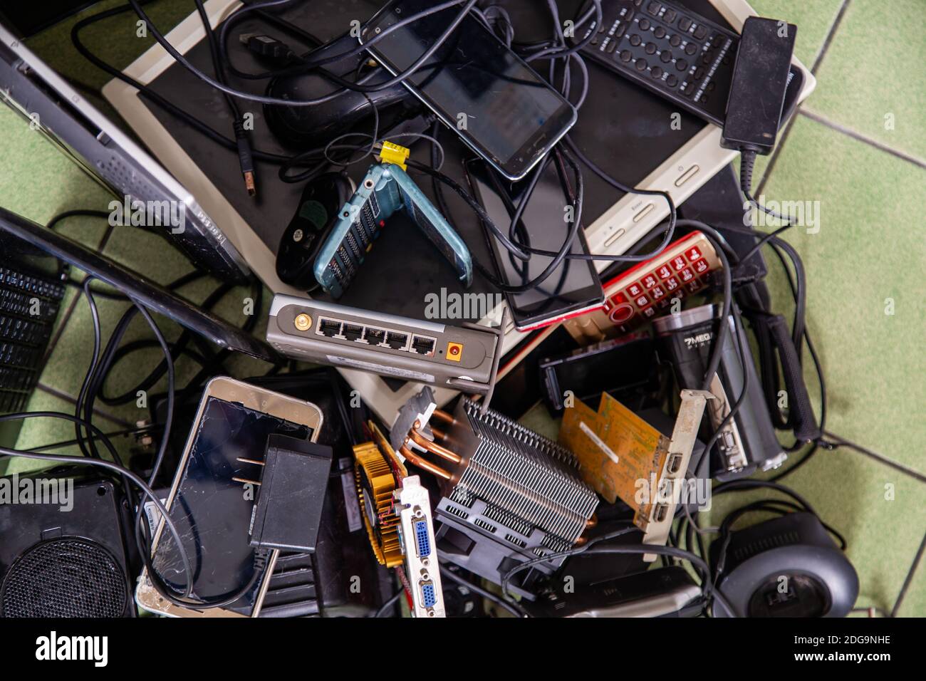 E waste hi-res stock photography and images - Alamy