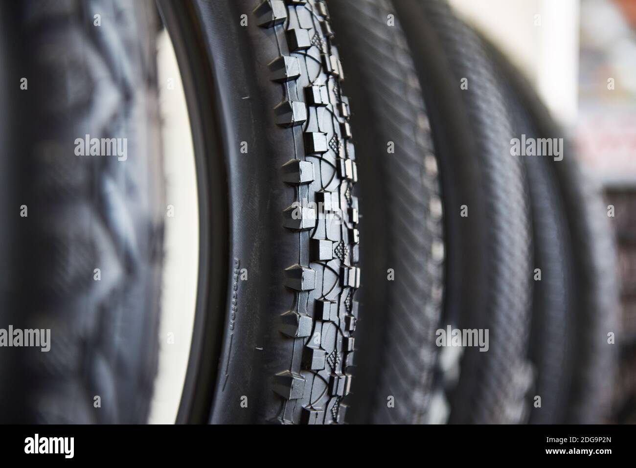 Tires pattern hi-res stock photography and images - Alamy