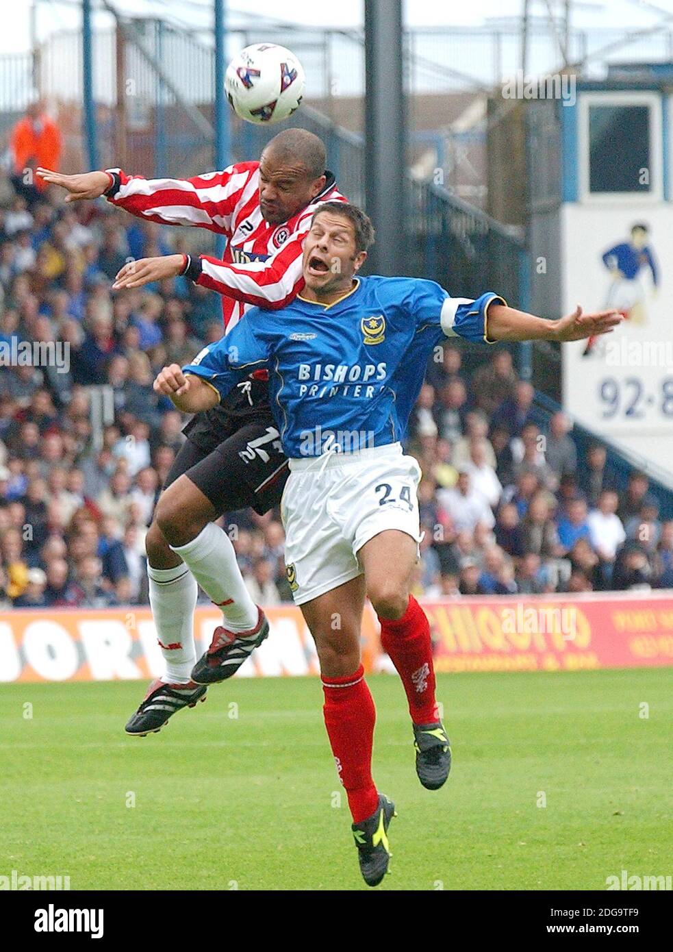 PORTSMOUTH'S SCOTT HILEY V SHEFF UTD. 2001 Stock Photo - Alamy