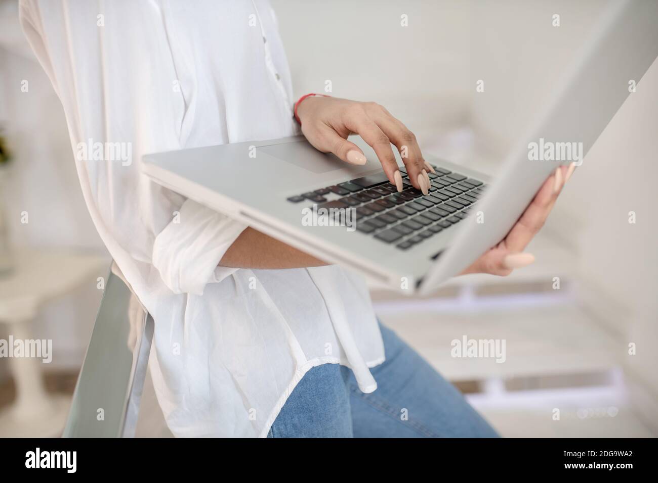 Female hands holding open hi-res stock photography and images - Alamy