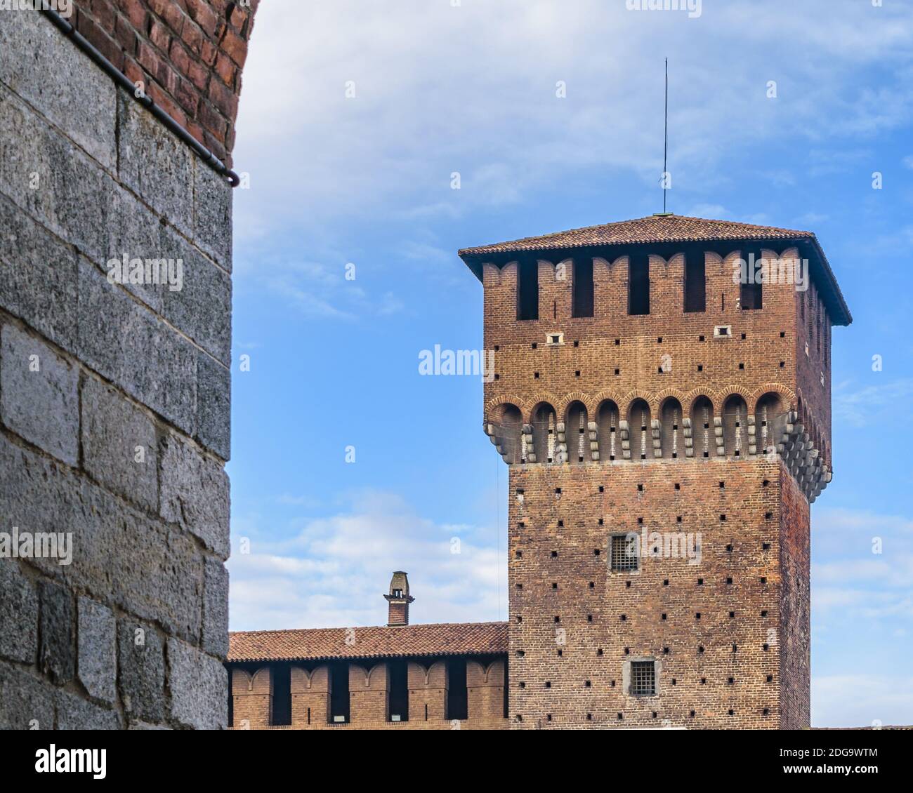 Castello sforzesco exterior milan hi-res stock photography and images ...