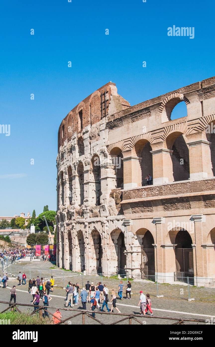 Exterior view of the Colosseum in Rome Stock Photo - Alamy