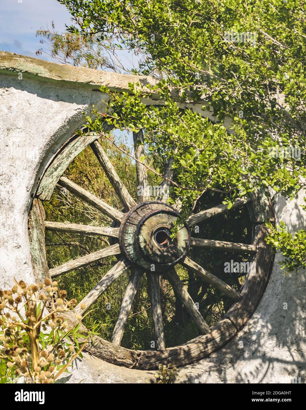 Country house entrance hi-res stock photography and images - Alamy