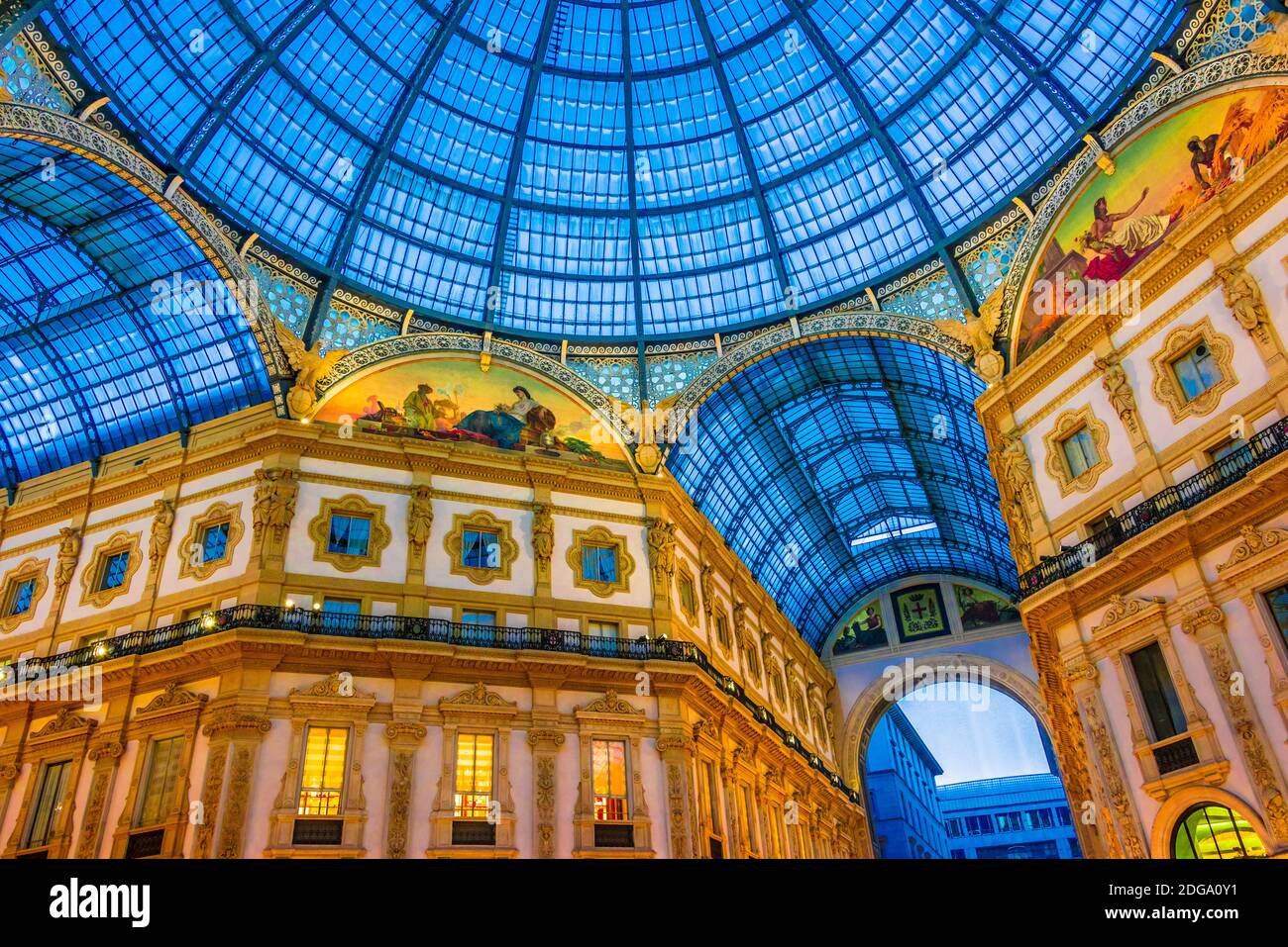 Milan Shopping Mall High Resolution Stock Photography and Images - Alamy