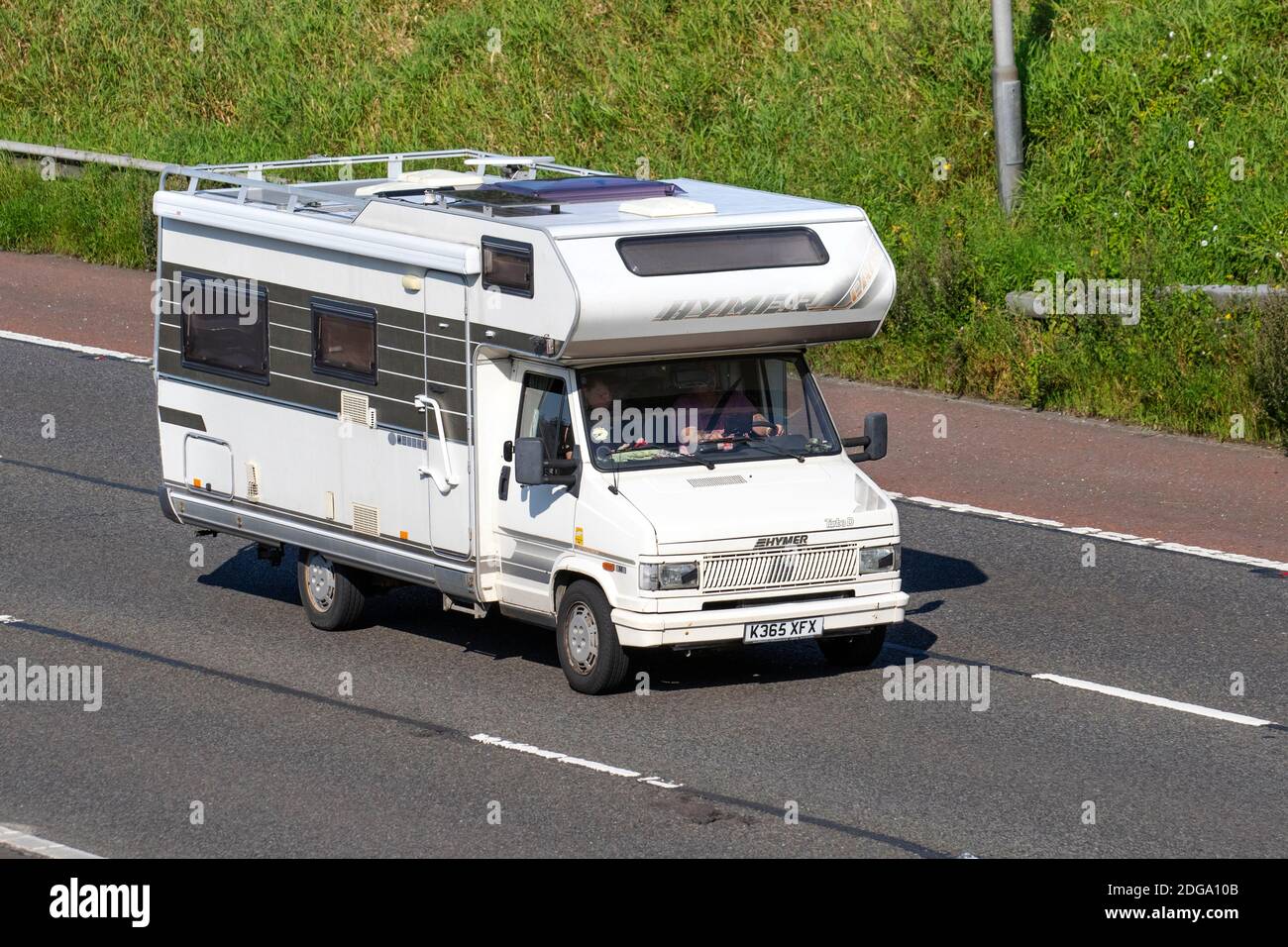 Caravan family 90s hi-res stock photography and images - Alamy