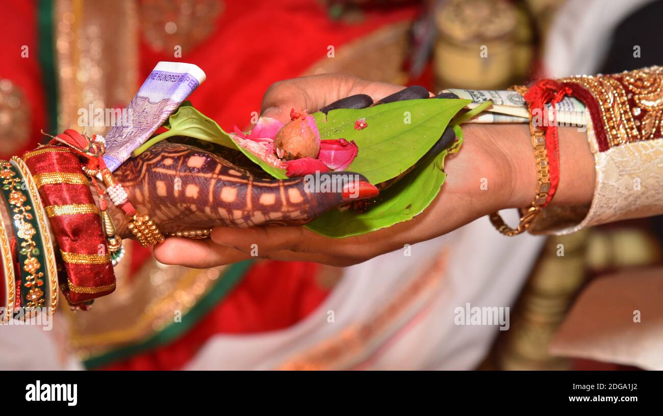 Gujarati Culture High Resolution Stock Photography and Images - Alamy