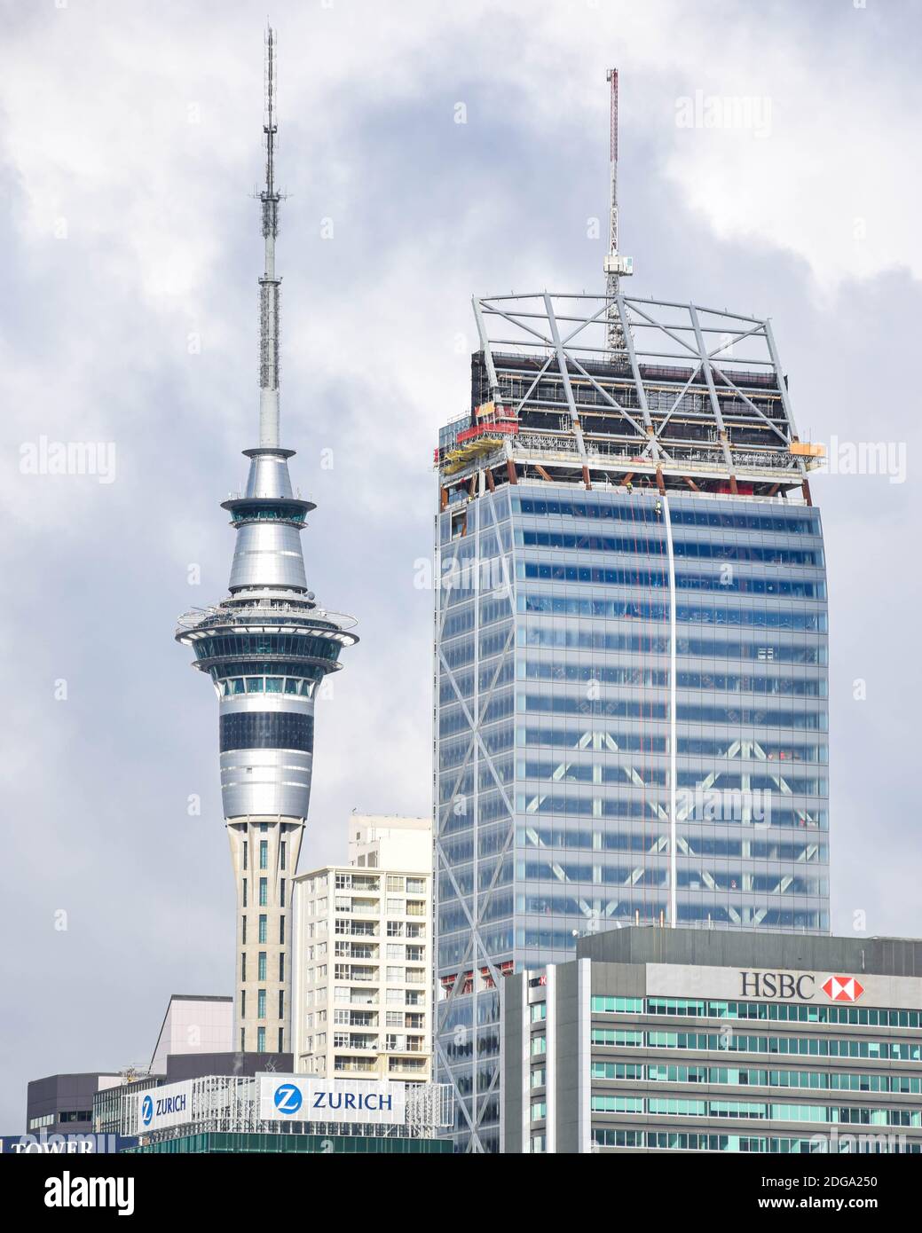 Office building skytower hi-res stock photography and images - Alamy
