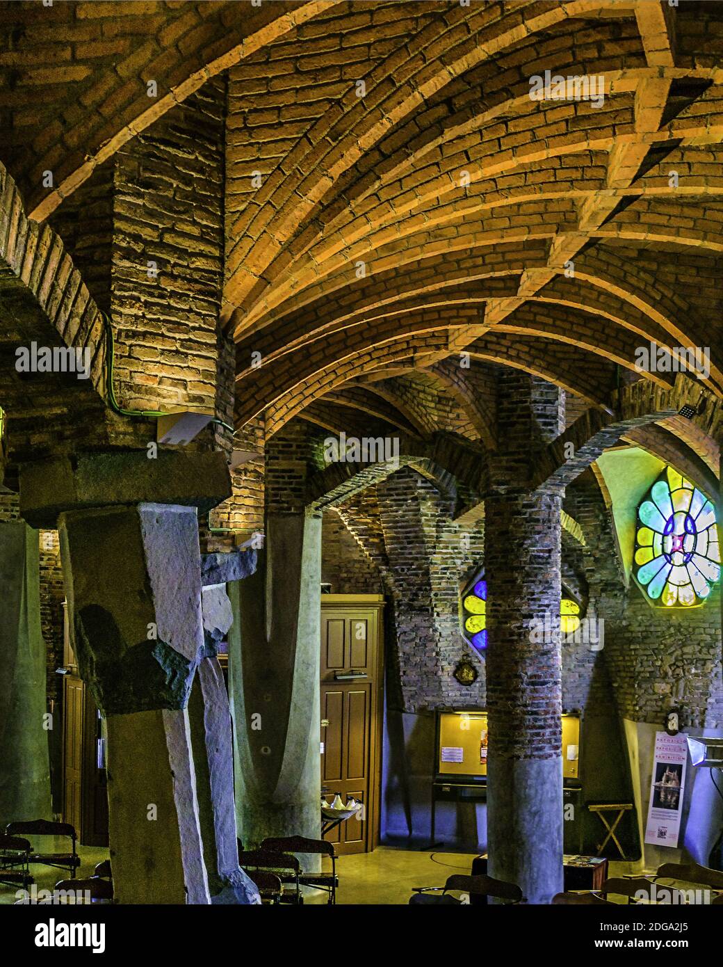 Crypt interior hi-res stock photography and images - Alamy
