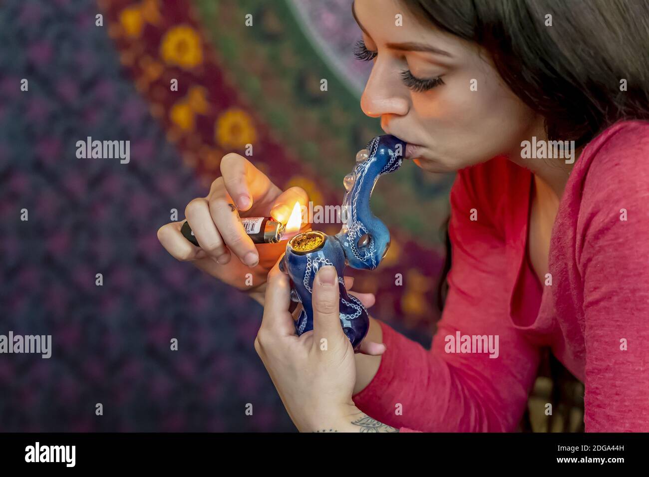 Health drugs society marijuana hi-res stock photography and images - Alamy