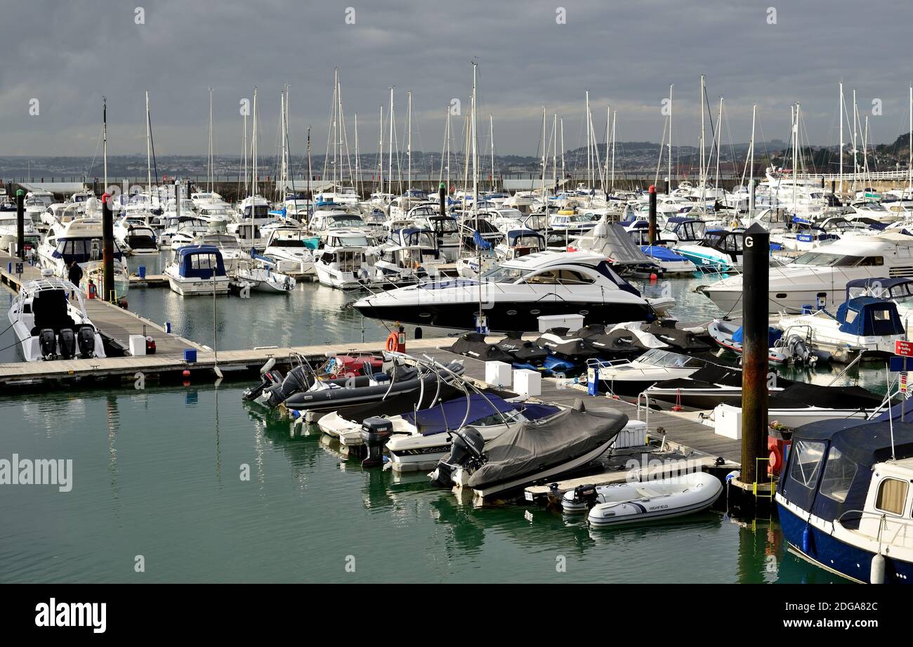 Autumn sunshine over boats in Torquay marina Stock Photo - Alamy