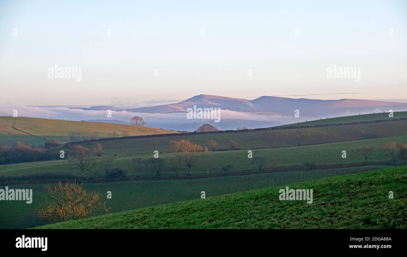 Welsh mountain landscapes hi-res stock photography and images - Alamy