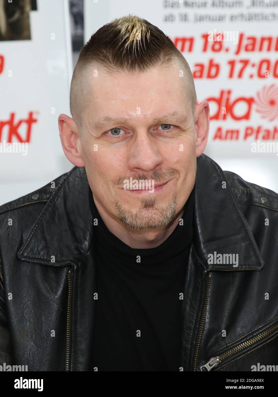 Rene ha hi-res stock photography and images - Alamy