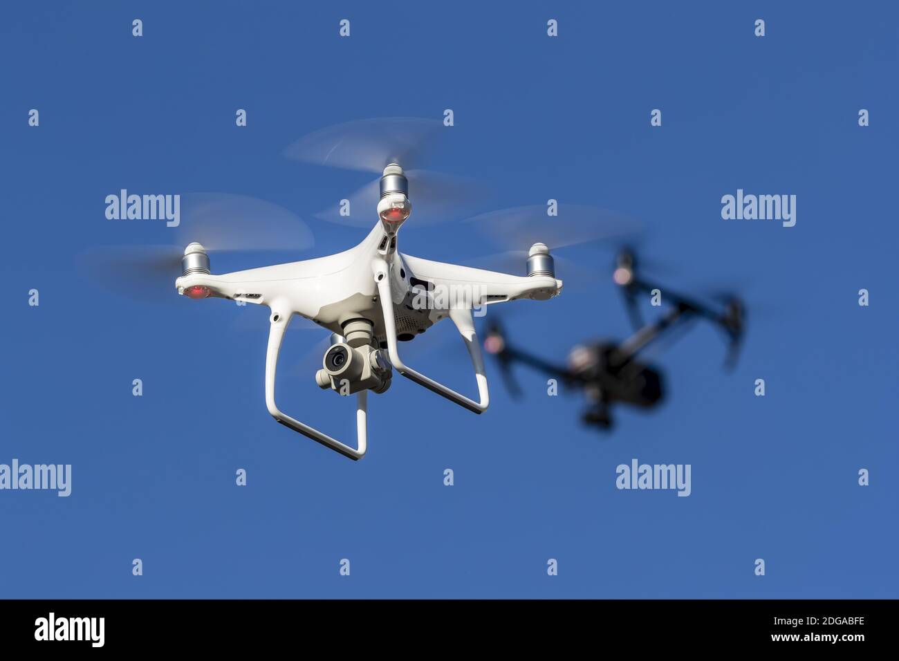 Survellance camera hi-res stock photography and images - Alamy