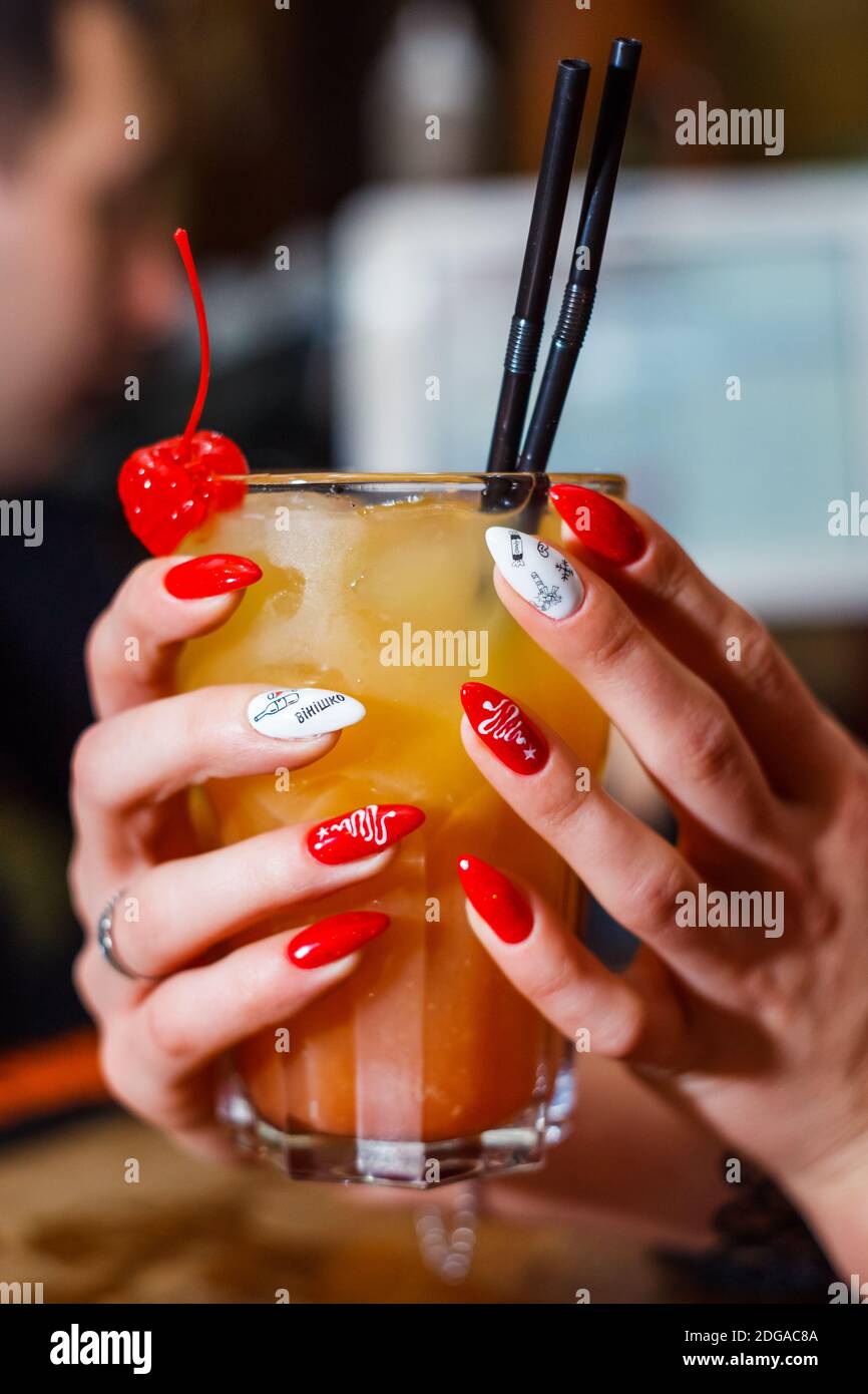 Long cocktail hi-res stock photography and images - Alamy