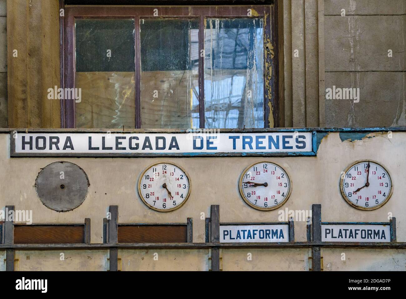 Abandoned Old Strain Station, Montevideo, Uruguay Stock Photo - Alamy