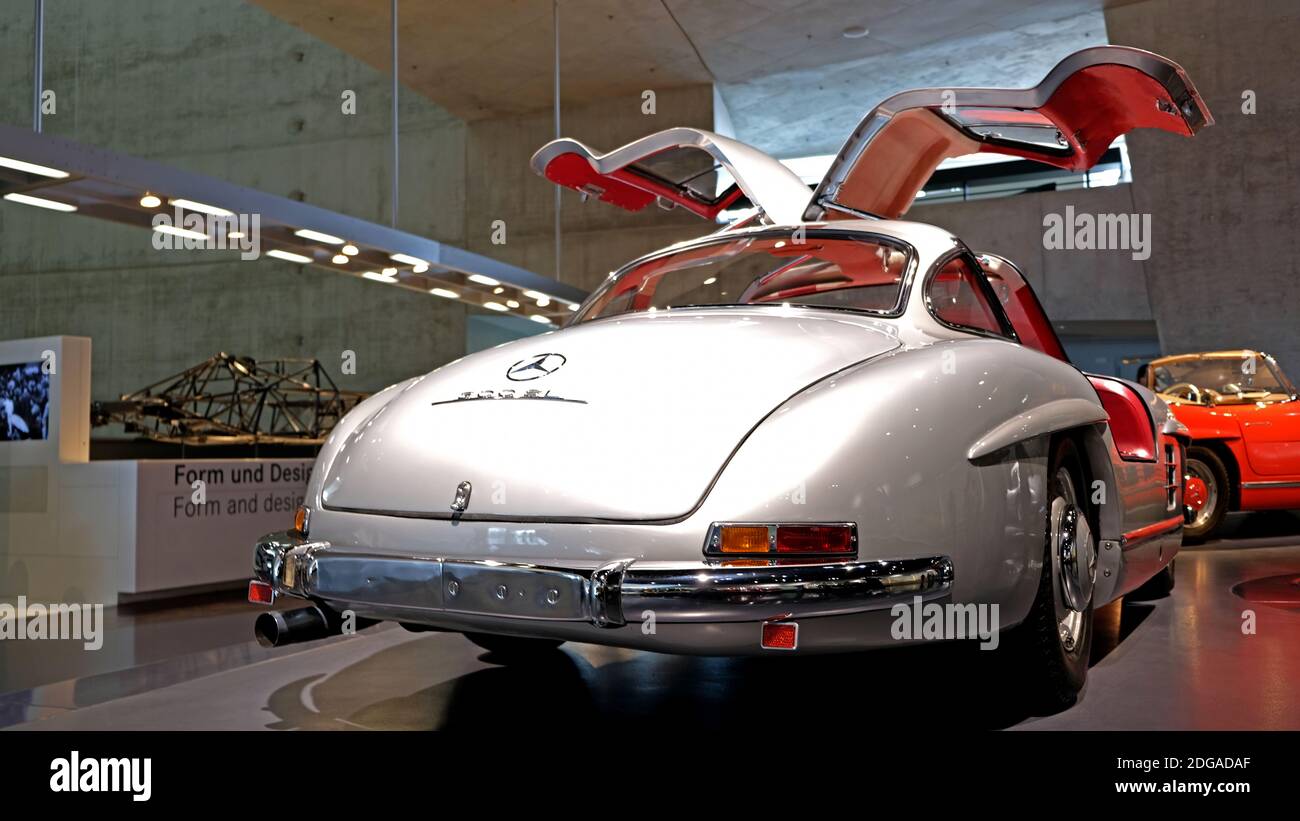 Mercedes-Benz W198 300 SL Gullwinged 1954 Stock Photo - Alamy
