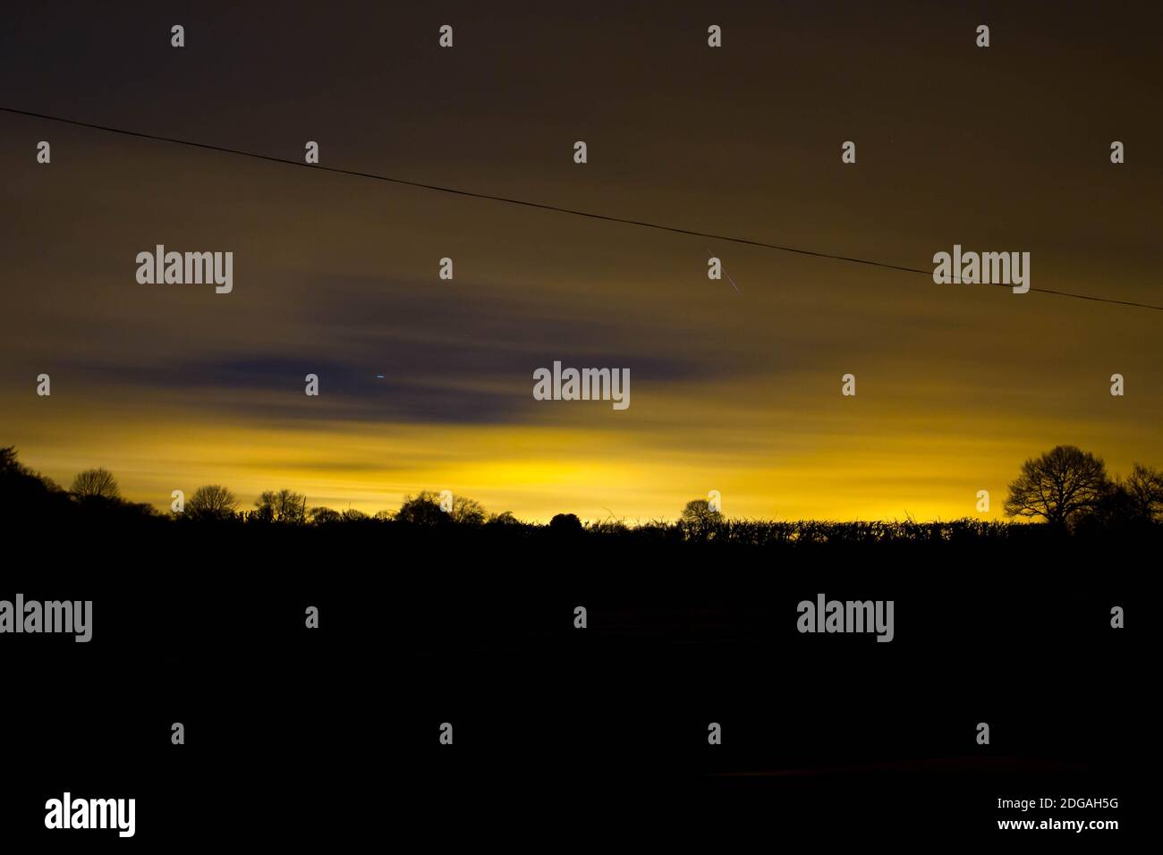 Satalite dish hi-res stock photography and images - Alamy