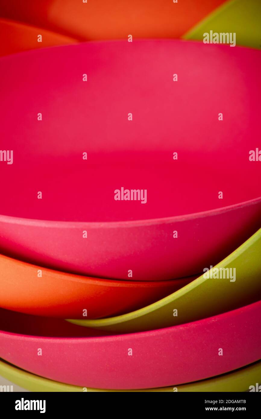 Full wave plate hi-res stock photography and images - Alamy