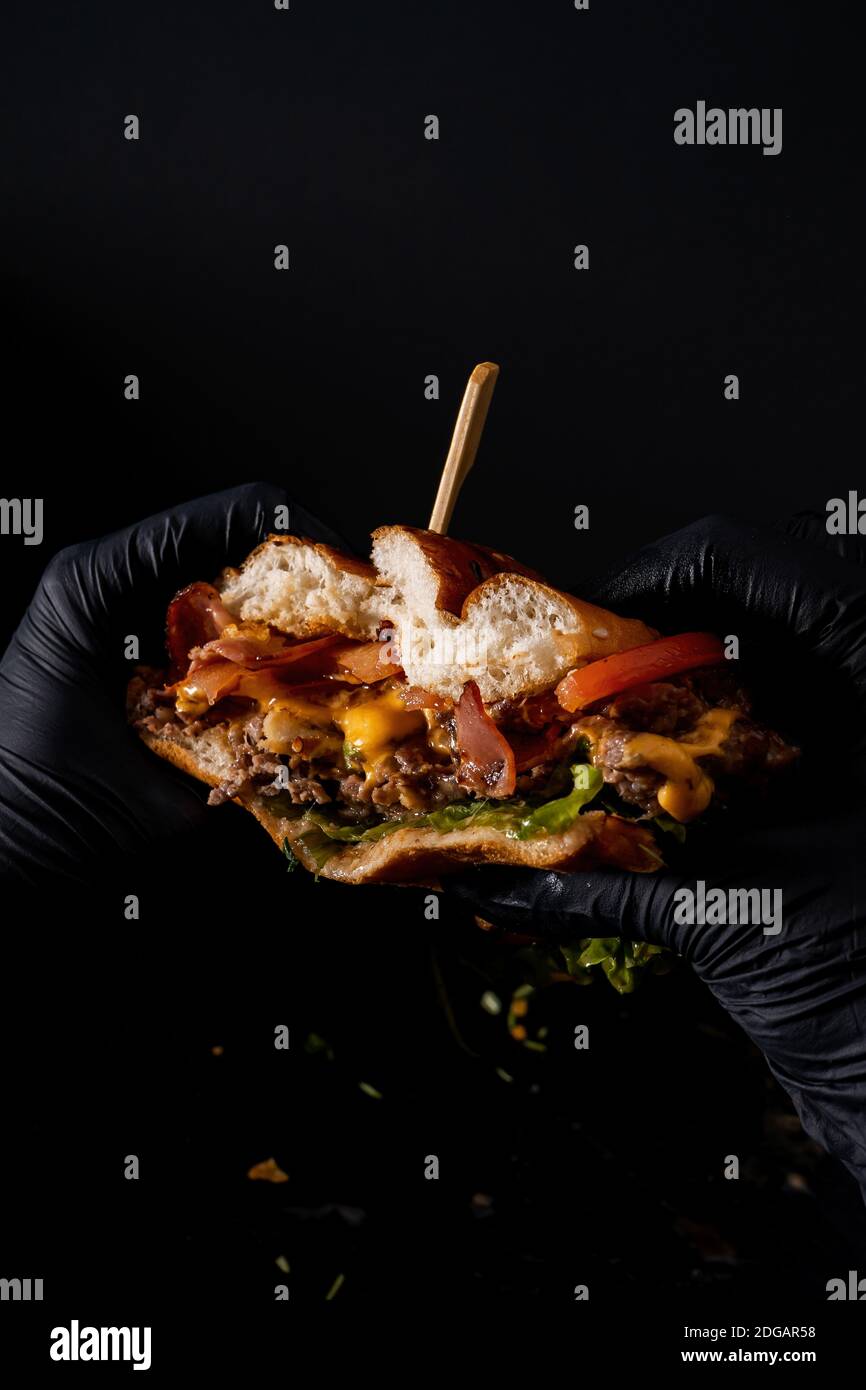 Closeup bright shot hamburger hi-res stock photography and images - Alamy