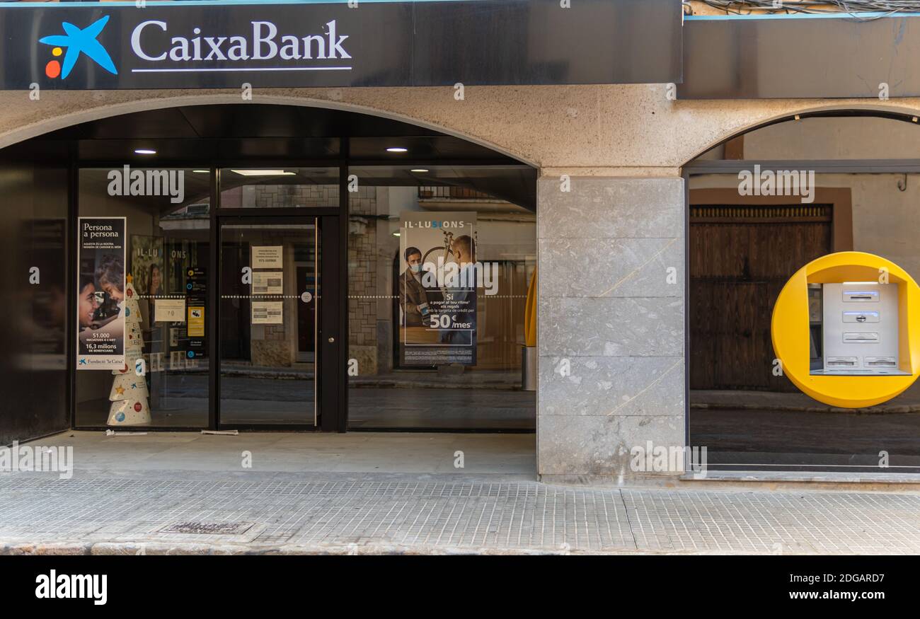 Closed cashpoint hi-res stock photography and images - Alamy