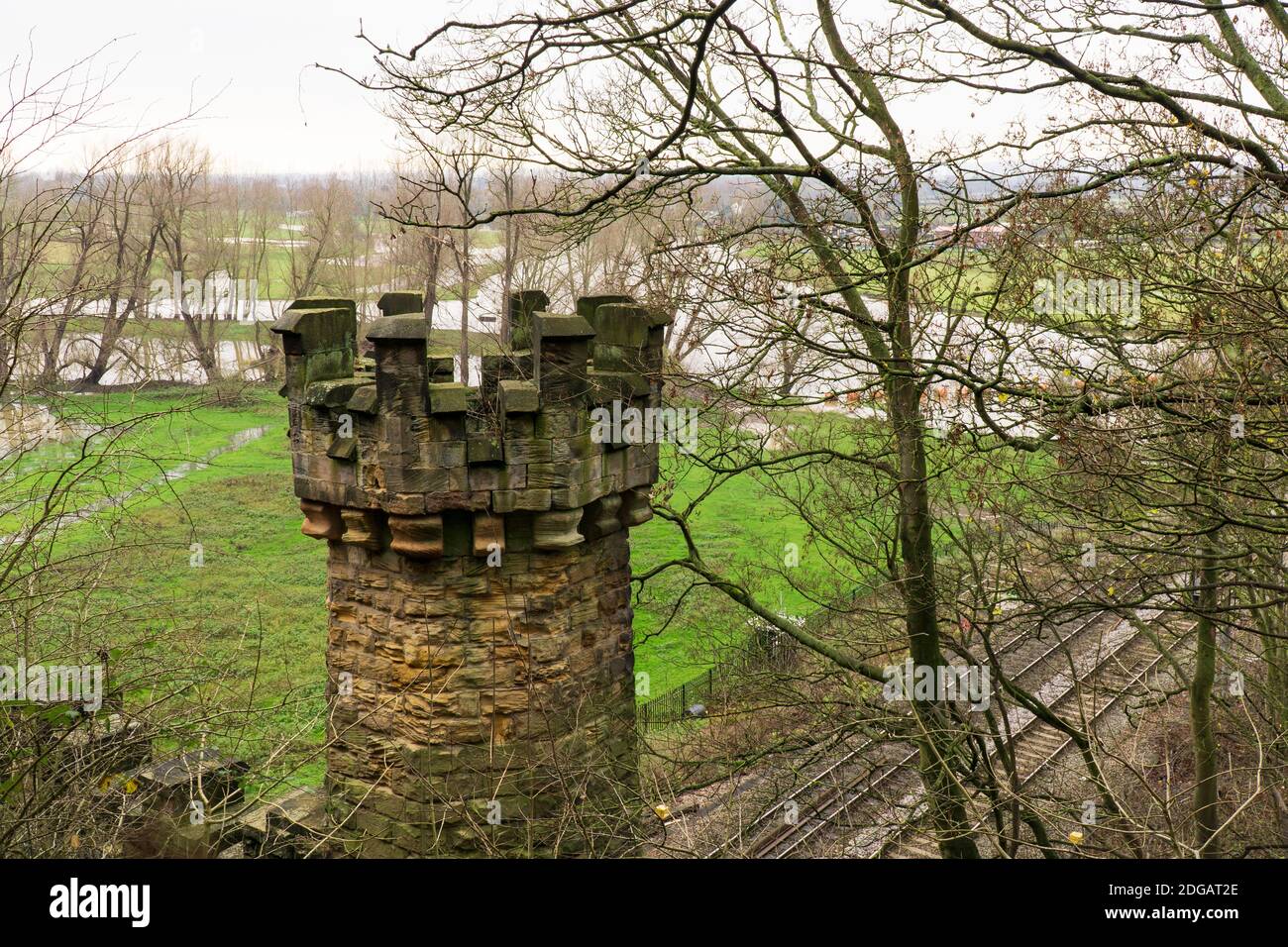Castellated gothic style hi-res stock photography and images - Alamy