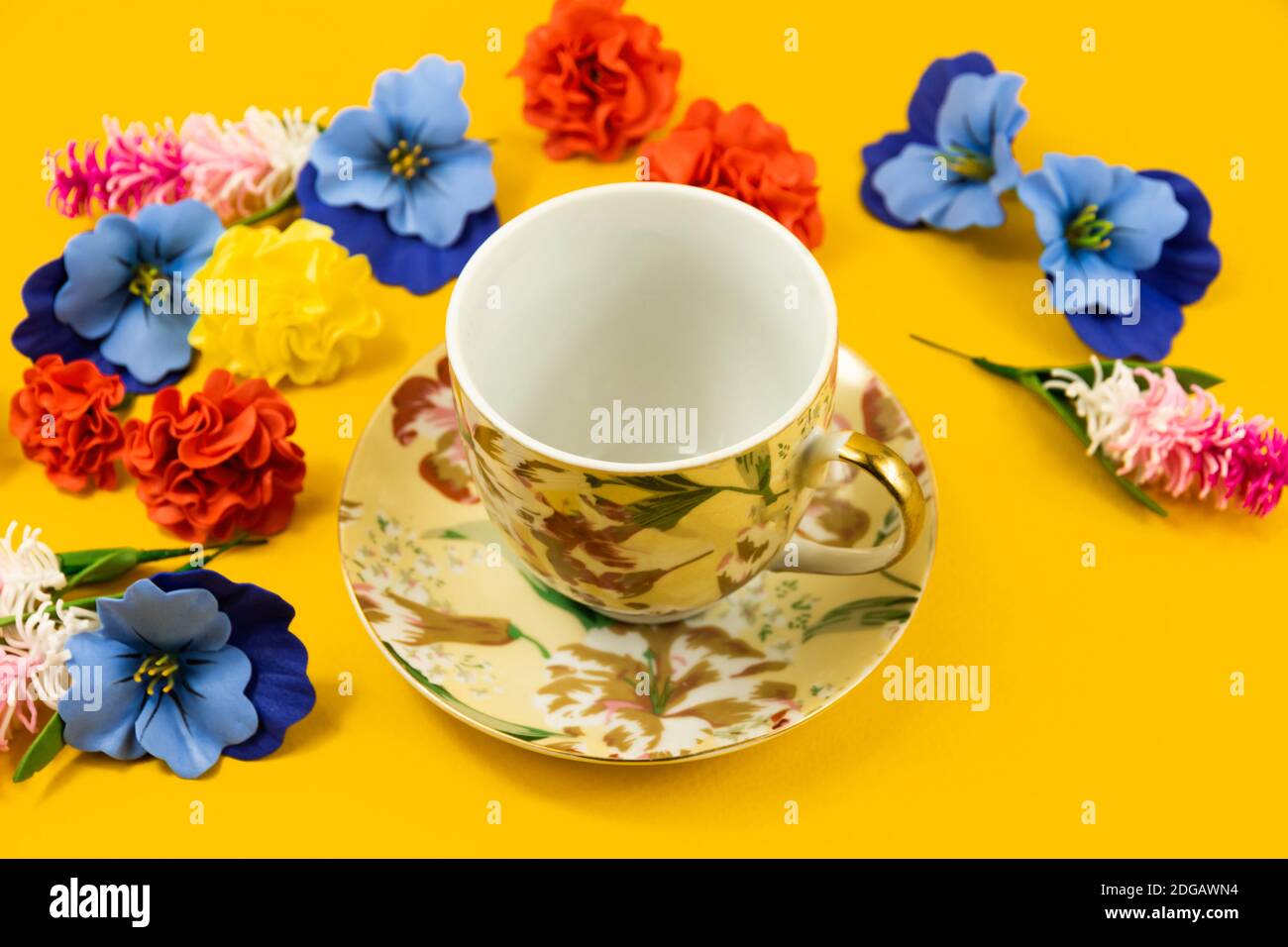 A series of photographs with beautiful compositions on a yellow ...