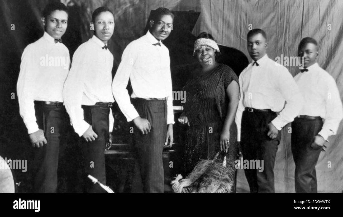 Tampa red blues Black and White Stock Photos & Images - Alamy