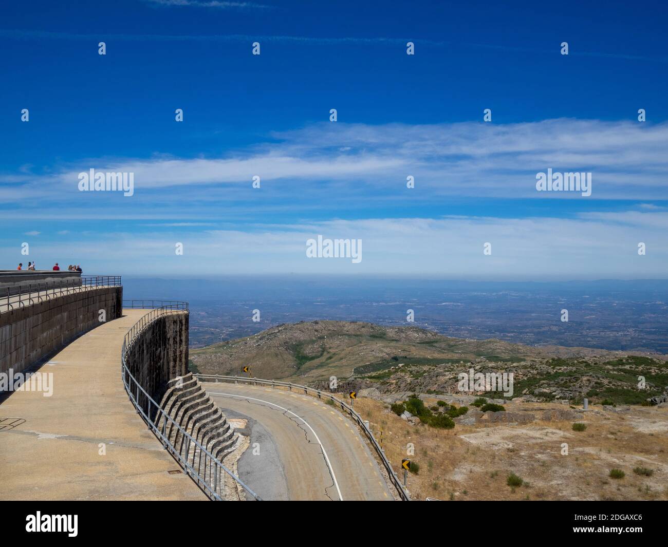 Serra da Estrela landscape seen from Lagoa Comprida Stock Photo - Alamy